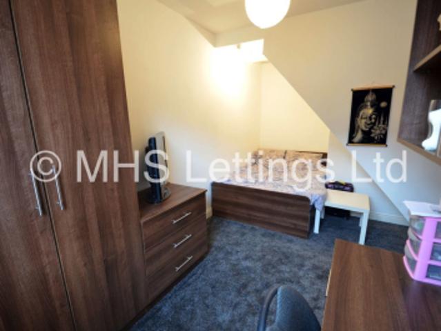 1 Bedroom Shared House for rent in Ashville Avenue, LS6 from just £115pppw without bills £136pppw with unlimited bills | MHS Lettings