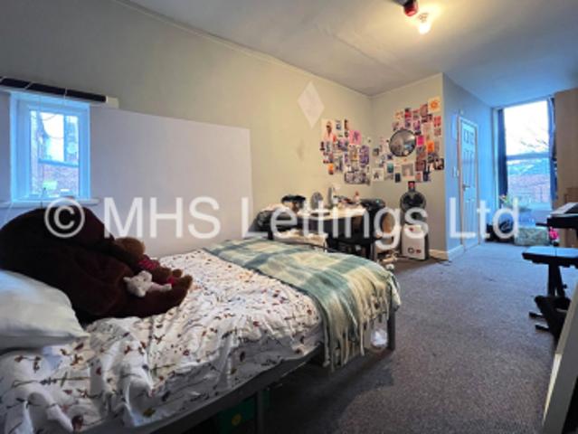 1 Bedroom Shared House for rent in Hanover Square, LS3 from £595pcm Inc Gas, Electricity, Water, TV Licence & Wi Fi | MHS Lettings