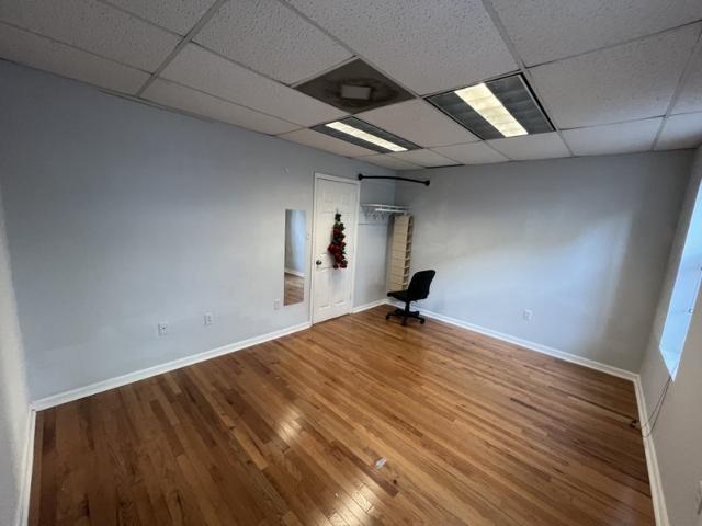 1 bedroom, shared living spaces