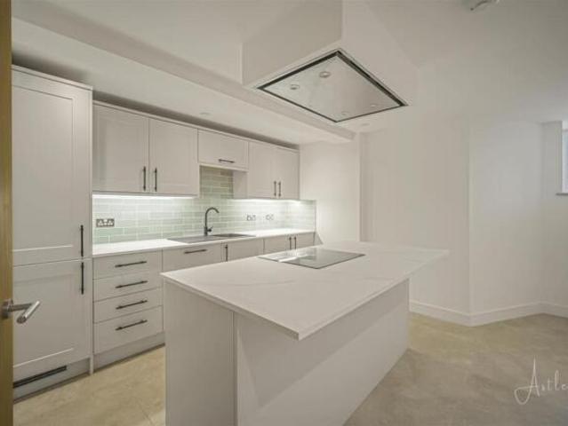 1 Bedroom Shared Living/roommate Mumbles Mumbles 99952321