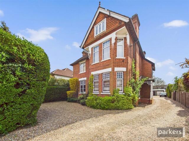 1 Bedroom Shared Living/roommate Maidenhead Windsor And Maidenhead LS101677390
