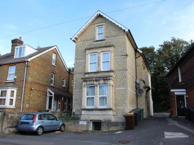 1 Bedroom Shared Living/roommate Maidstone Kent LS98687750