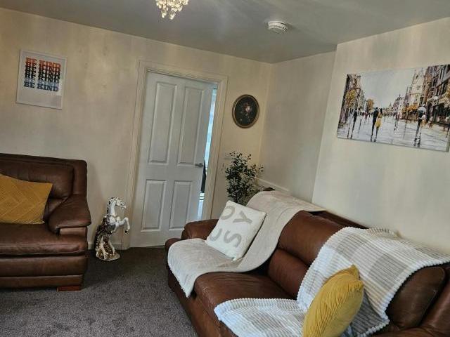 1 Bedroom Shared Living/roommate Manchester Manchester LS73985396