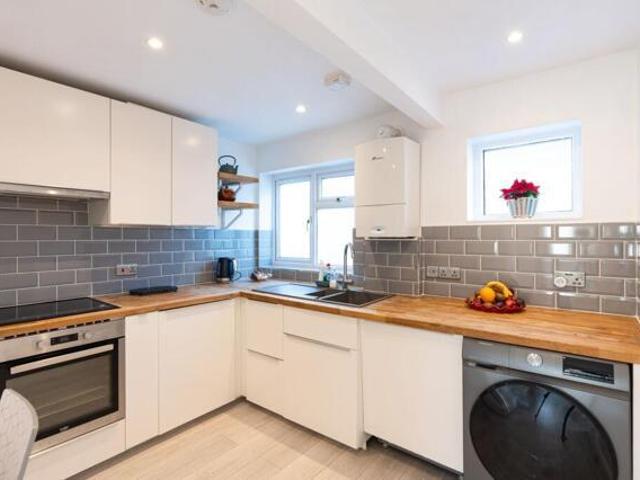 1 Bedroom Shared Living/roommate Marston Oxfordshire 101119215