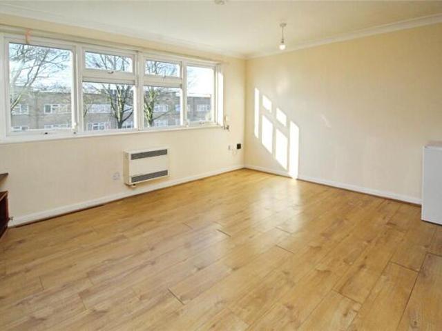 1 Bedroom Shared Living/roommate Milton Keynes Bedfordshire 101231892