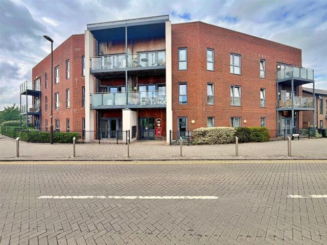 1 Bedroom Shared Living/roommate Milton Keynes Milton Keynes 99029411