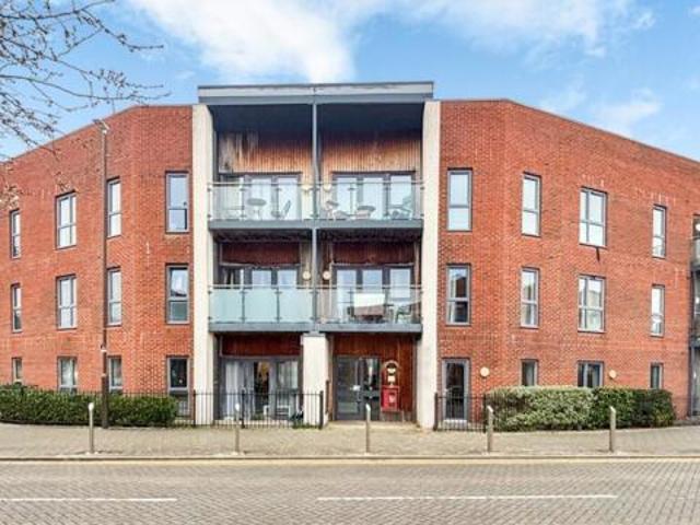 1 Bedroom Shared Living/roommate Milton Keynes Milton Keynes LS99277748