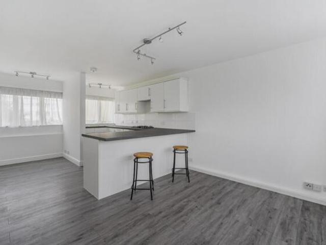 1 Bedroom Shared Living/roommate Mitcham Greater London 100614814