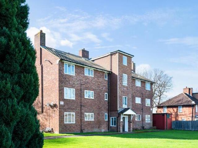 1 Bedroom Shared Living/roommate Morden Greater London LS99895299