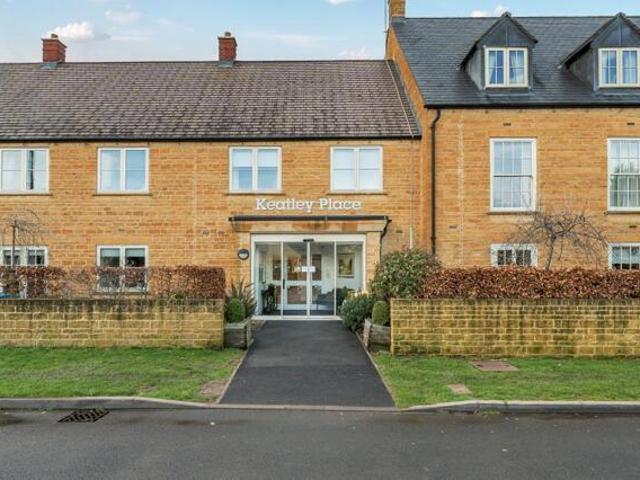1 Bedroom Shared Living/roommate Moreton In Marsh Gloucestershire LS101059673