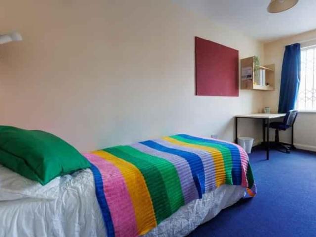 1 Bedroom Shared Living/roommate Nottingham Nottingham 97832332