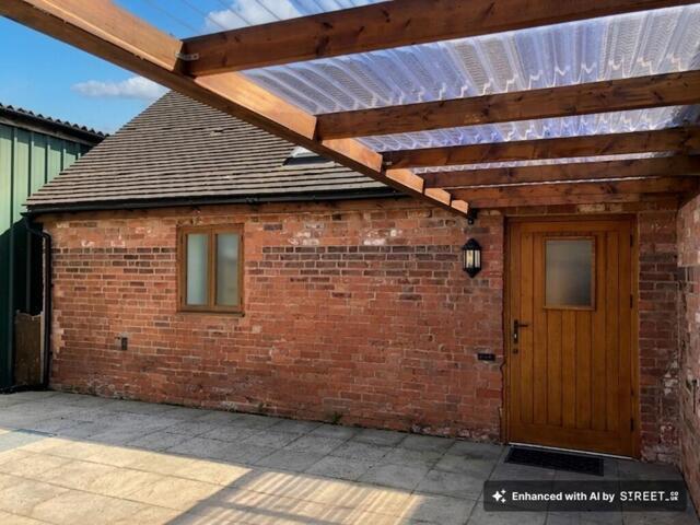 1 Bedroom Shared Living/roommate Albrighton Shropshire 101955418
