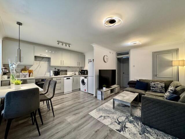 1 Bedroom Shared Living/roommate Barnet Greater London 99029382