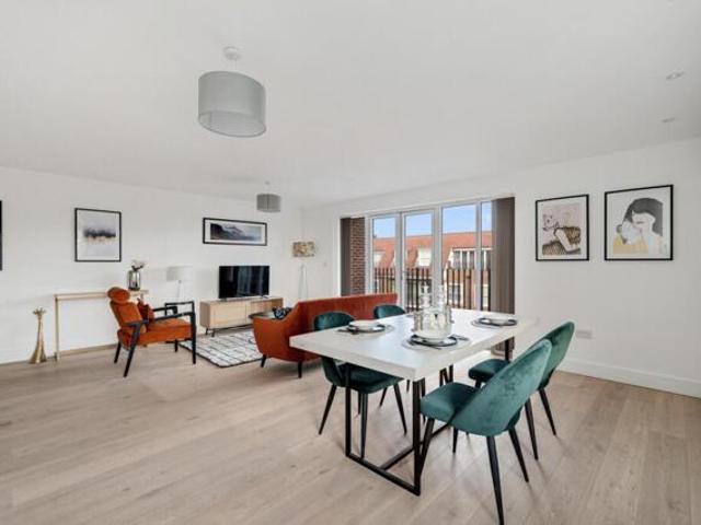 1 Bedroom Shared Living/roommate Barnet Greater London 101231703