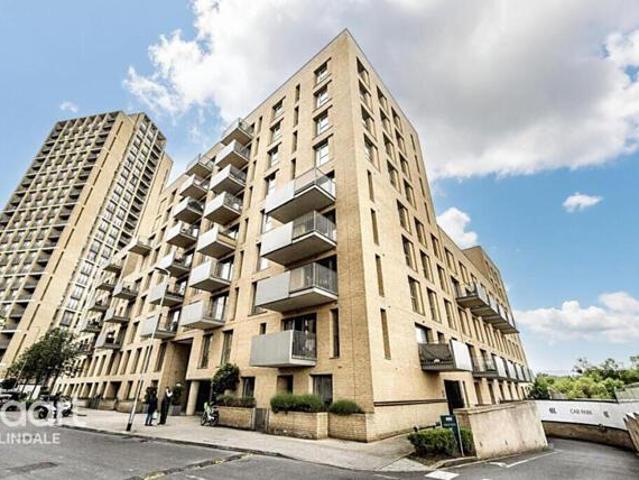 1 Bedroom Shared Living/roommate Barnet Greater London LS100456359