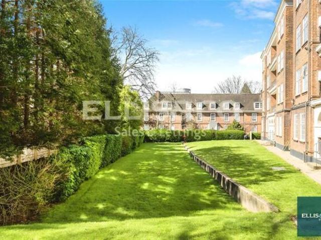 1 Bedroom Shared Living/roommate Barnet Greater London LS101796898