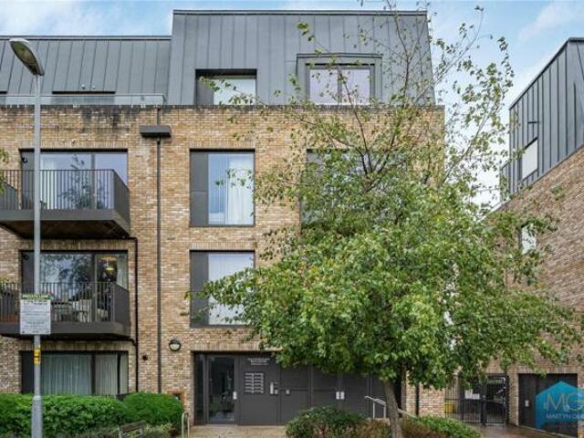 1 Bedroom Shared Living/roommate Barnet Greater London LS99688593