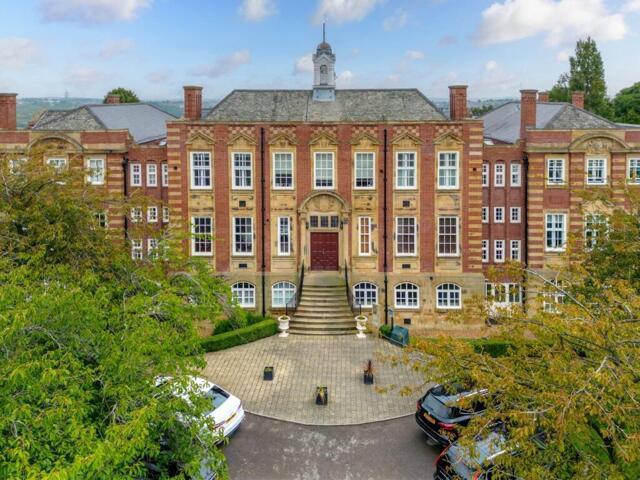 1 Bedroom Shared Living/roommate Barnsley Barnsley 101678848