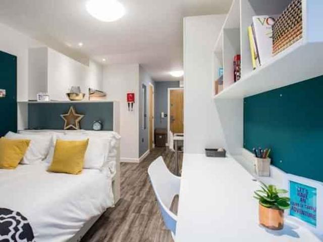 1 Bedroom Shared Living/roommate Belfast Belfast LS90748660