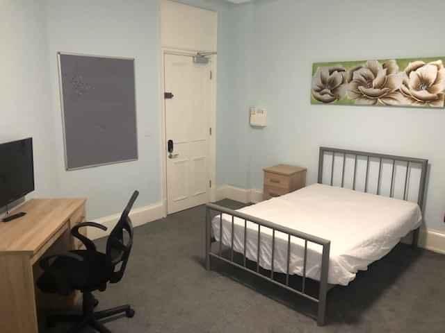 1 Bedroom Shared Living/roommate Birmingham Birmingham LS97831806