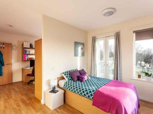 1 Bedroom Shared Living/roommate Birmingham Birmingham LS99500232