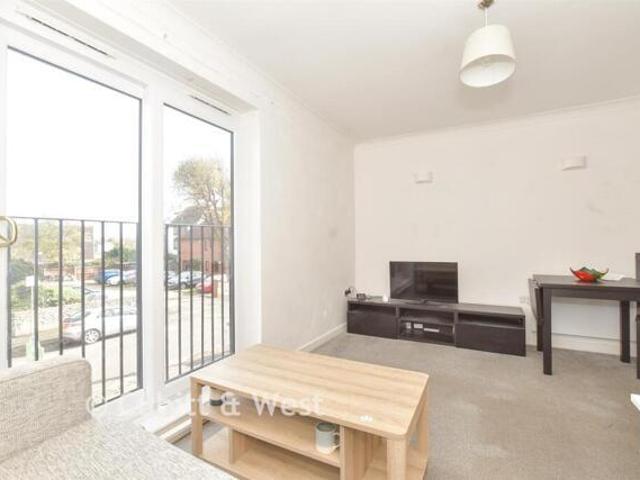 1 Bedroom Shared Living/roommate Bognor Regis West Sussex 98154172