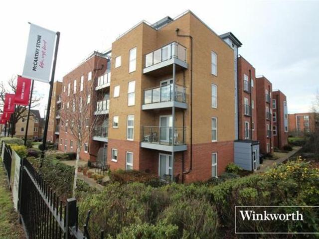 1 Bedroom Shared Living/roommate Borehamwood Hertfordshire 101676223