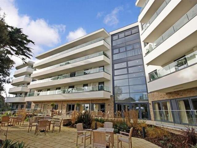 1 Bedroom Shared Living/roommate Bournemouth Dorset 100648791