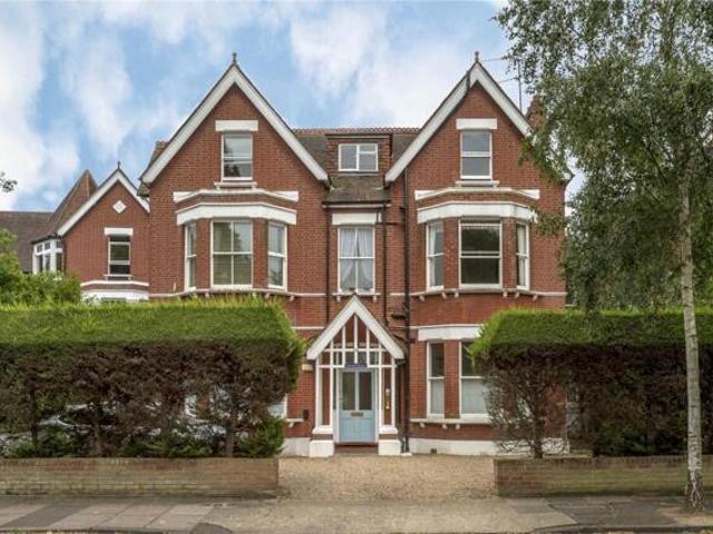1 Bedroom Shared Living/roommate Brentford Greater London LS100456615