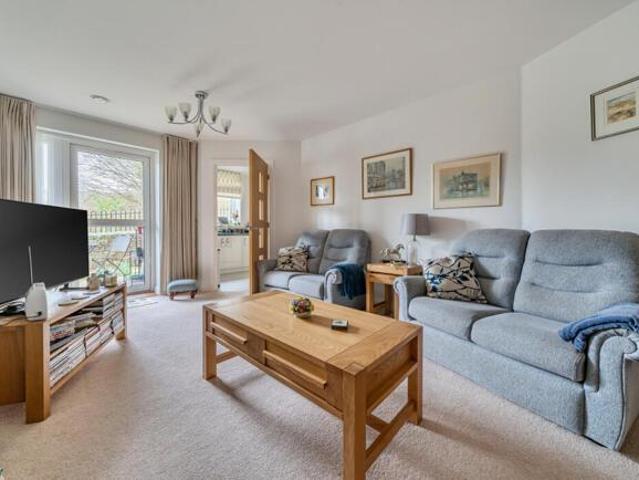 1 Bedroom Shared Living/roommate Bristol South Gloucestershire LS101200053
