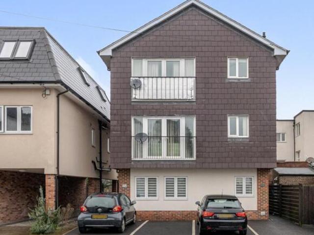 1 Bedroom Shared Living/roommate Bromley Greater London LS100057882