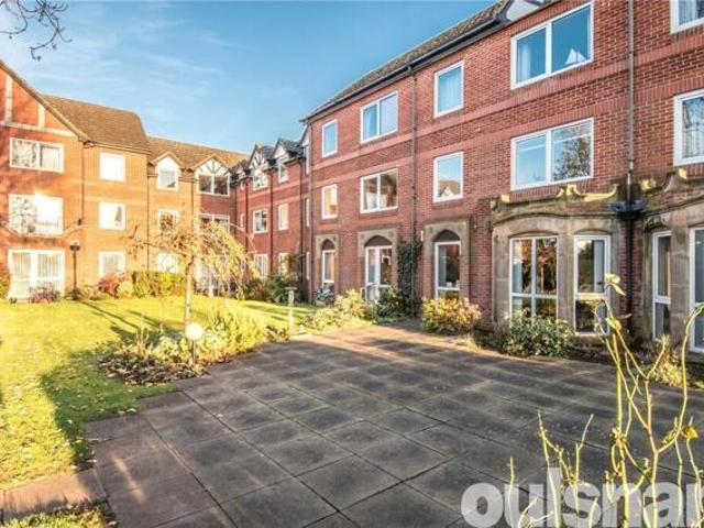 1 Bedroom Shared Living/roommate Bromsgrove Worcestershire 98119122