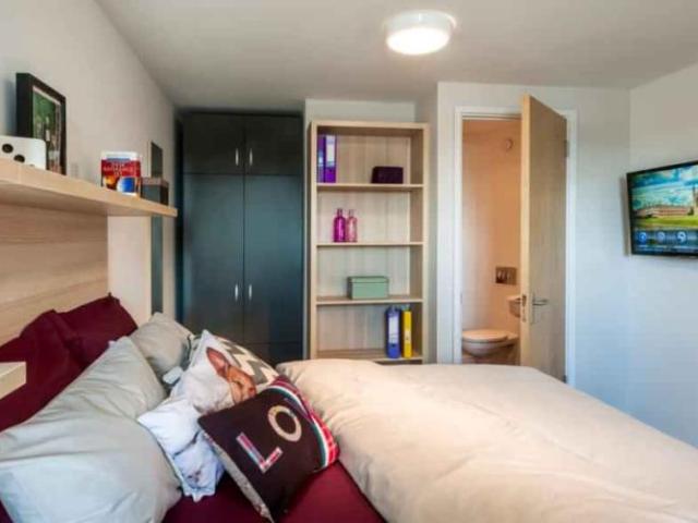 1 Bedroom Shared Living/roommate Cambridge Cambridge LS99497240