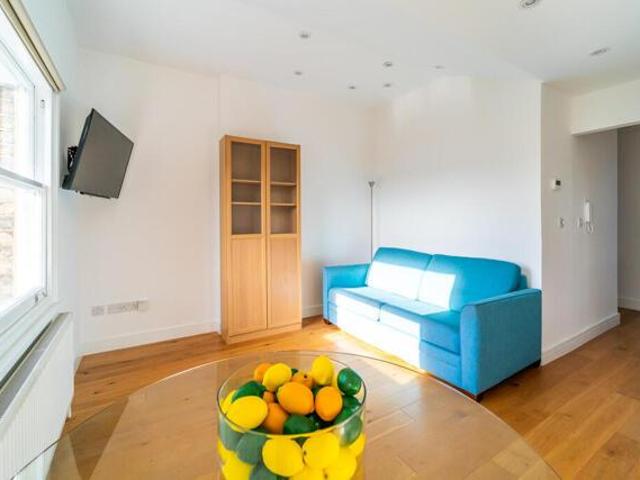 1 Bedroom Shared Living/roommate Camden Great London 99523574