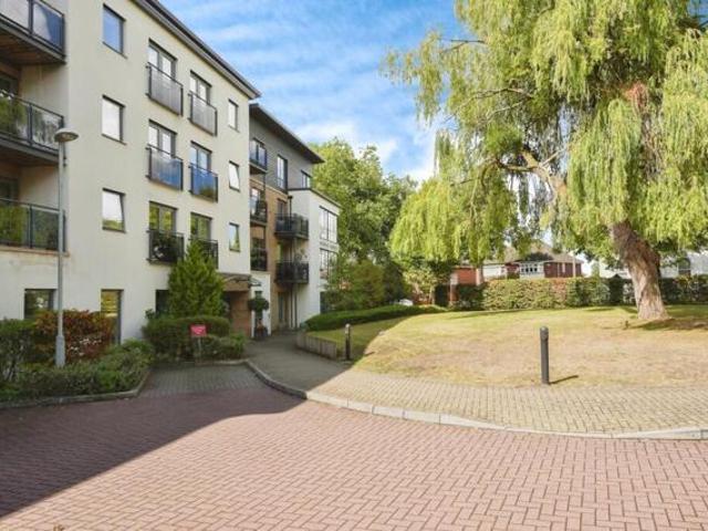 1 Bedroom Shared Living/roommate Cheltenham Gloucestershire 101199880