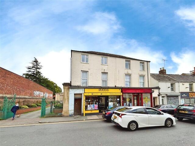 1 Bedroom Shared Living/roommate Cheltenham Gloucestershire 98834511