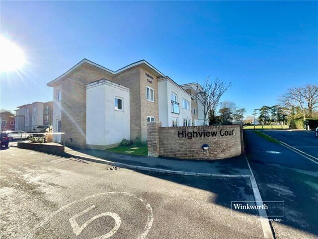 1 Bedroom Shared Living/roommate Christchurch Dorset LS101316459