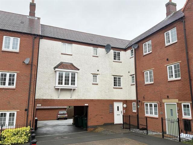 1 Bedroom Shared Living/roommate Church Gresley Church Gresley 101856077
