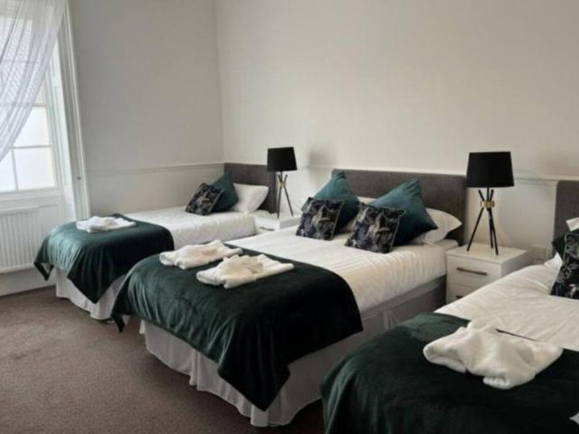 1 Bedroom Shared Living/roommate Clydach Clydach 100452218
