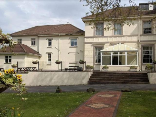 1 Bedroom Shared Living/roommate Clydach Clydach 101347868