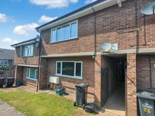 1 Bedroom Shared Living/roommate Colchester Essex LS100057819