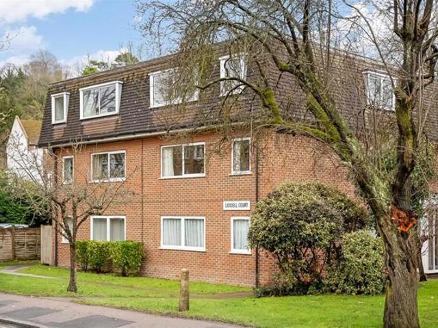 1 Bedroom Shared Living/roommate Coulsdon Great London LS99237032