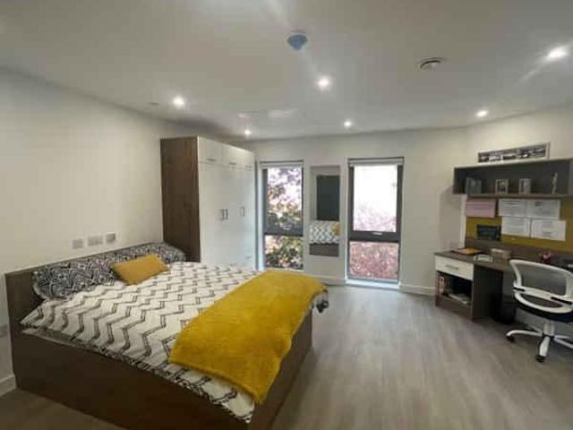 1 Bedroom Shared Living/roommate Coventry Coventry 97663329