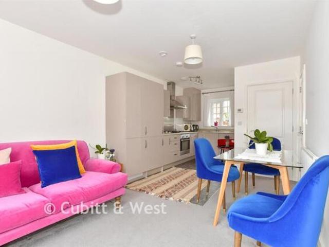 1 Bedroom Shared Living/roommate Cranleigh Surrey 101677745
