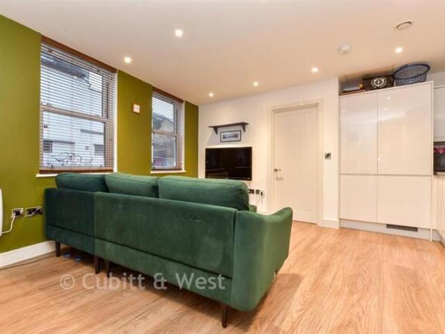 1 Bedroom Shared Living/roommate Croydon Great London 101231770