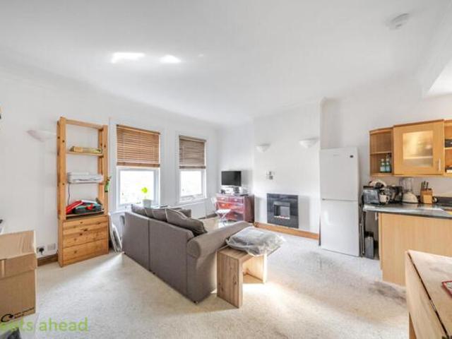 1 Bedroom Shared Living/roommate Croydon Greater London 101678346
