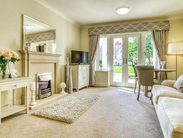 1 Bedroom Shared Living/roommate Derbyshire Derbyshire 99436981
