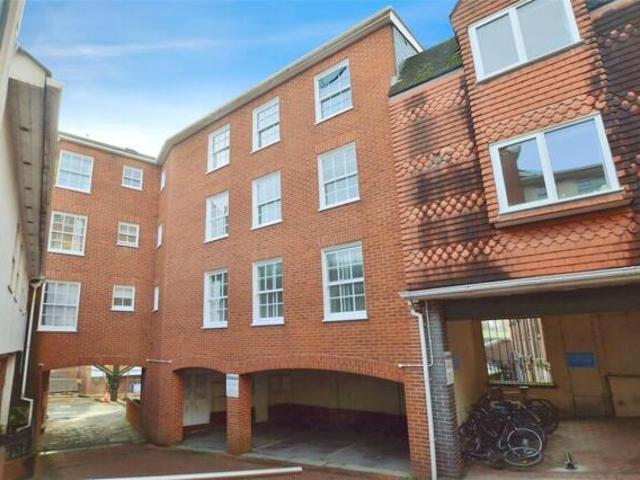 1 Bedroom Shared Living/roommate Exeter Devon 100426587