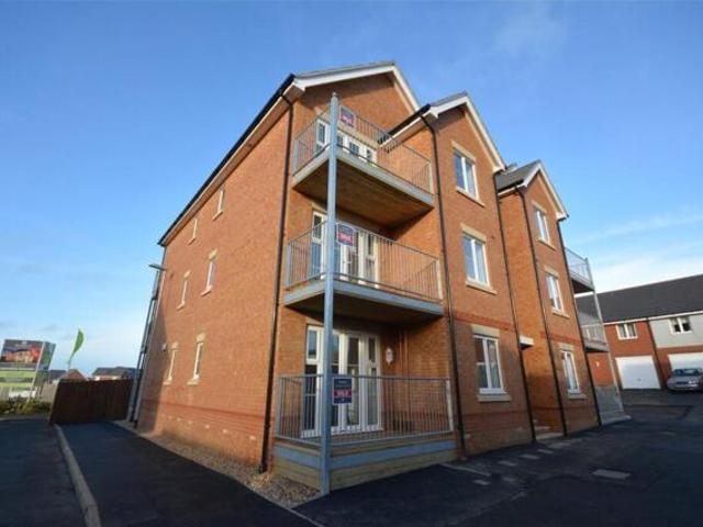 1 Bedroom Shared Living/roommate East Cowes Isle Of Wight LS101119354