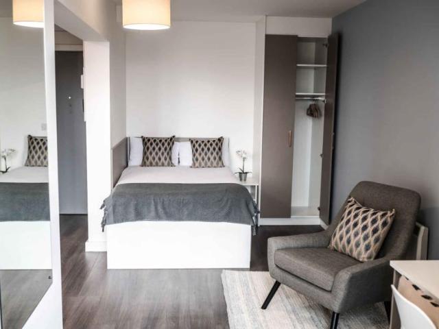 1 Bedroom Shared Living/roommate Edinburgh Edinburgh 97764165